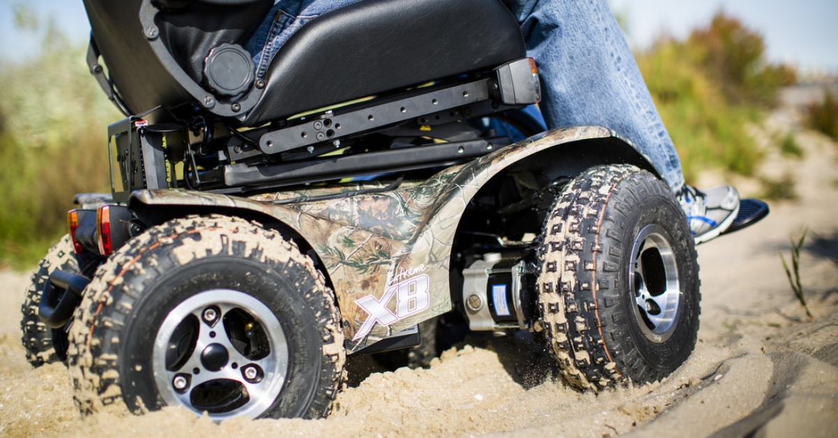 Magic Mobility Extreme X8 Gelände-Elektrorollstuhl | Sunrise Medical